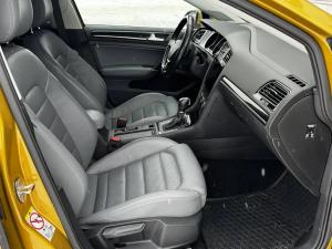 Dzeltens Volkswagen Golf 2018 Rīga, ar dzinēja tilpumu 2.00 L un nobraukumu 264 tūkst. km par 11900 €, foto 14 vietnē AUTOMOTO.COM.LV