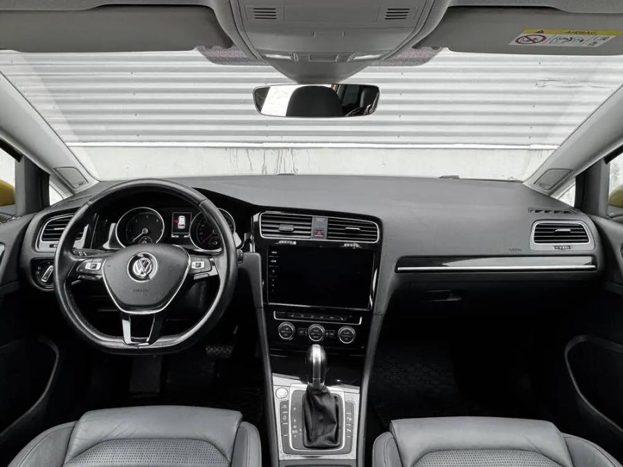 Dzeltens Volkswagen Golf 2018 Rīga, ar dzinēja tilpumu 2.00 L un nobraukumu 264 tūkst. km par 11900 €, foto 15 vietnē AUTOMOTO.COM.LV