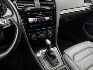 Dzeltens Volkswagen Golf 2018 Rīga, ar dzinēja tilpumu 2.00 L un nobraukumu 264 tūkst. km par 11900 €, foto 18 vietnē AUTOMOTO.COM.LV