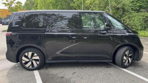 Melns Volkswagen ID. Buzz 2024 Birštonas, ar dzinēja tilpumu 0.00 L un nobraukumu 29 tūkst. km par 40000 €, foto 5 vietnē AUTOMOTO.COM.LV