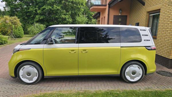 Volkswagen ID. Buzz 2025 Klaipėda, ar dzinēja tilpumu 0.00 L un nobraukumu 1 tūkst. km par 60999 €, foto 4 vietnē AUTOMOTO.COM.LV