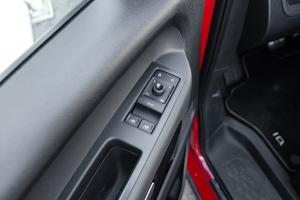 Volkswagen ID. Buzz 2025 Rīga, ar dzinēja tilpumu 0.00 L un nobraukumu 70 tūkst. km par 59900 €, foto 14 vietnē AUTOMOTO.COM.LV
