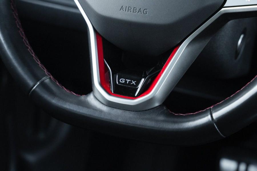 Volkswagen ID. Buzz 2025 Rīga, ar dzinēja tilpumu 0.00 L un nobraukumu 70 tūkst. km par 59900 €, foto 39 vietnē AUTOMOTO.COM.LV
