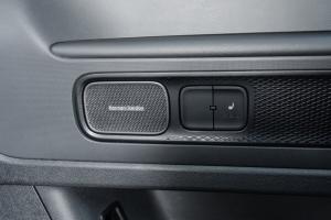 Volkswagen ID. Buzz 2025 Rīga, ar dzinēja tilpumu 0.00 L un nobraukumu 70 tūkst. km par 59900 €, foto 42 vietnē AUTOMOTO.COM.LV