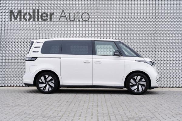 Volkswagen ID. Buzz 2024 Mārupe vietnē Balts Volkswagen ID. Buzz 2024 Mārupe, ar dzinēja tilpumu 0.00 L un nobraukumu 47 tūkst. km par 39900 €, foto 6 vietnē AUTOMOTO.COM.LV