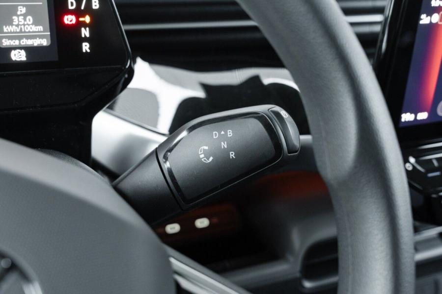 Balts Volkswagen ID. Buzz 2024 Mārupe, ar dzinēja tilpumu 0.00 L un nobraukumu 47 tūkst. km par 39900 €, foto 12 vietnē AUTOMOTO.COM.LV