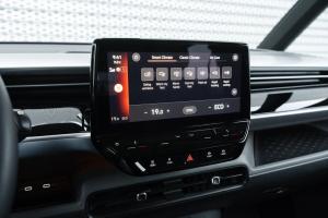 Balts Volkswagen ID. Buzz 2024 Mārupe, ar dzinēja tilpumu 0.00 L un nobraukumu 47 tūkst. km par 39900 €, foto 13 vietnē AUTOMOTO.COM.LV