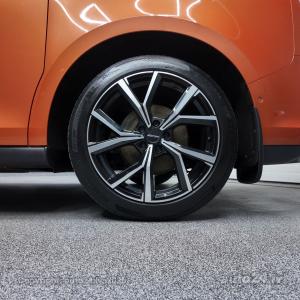 Balts Volkswagen ID. Buzz 2023 Tallina, ar dzinēja tilpumu 0.00 L un nobraukumu 98 tūkst. km par 38900 €, foto 19 vietnē AUTOMOTO.COM.LV