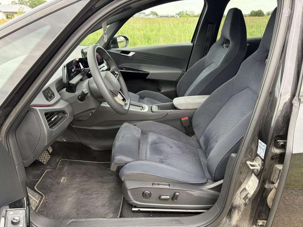 Melns Volkswagen ID.3 2020 Kauņa, ar dzinēja tilpumu 0.00 L un nobraukumu 118 tūkst. km par 16990 €, foto 7 vietnē AUTOMOTO.COM.LV