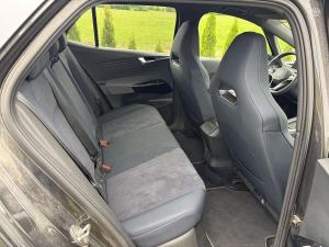 Black Volkswagen ID.3 2020 in Kaunas, with an engine capacity of 0.00 L and mileage of 118 thousand km for 16990 €, photo 11 on AUTOMOTO.COM.LV