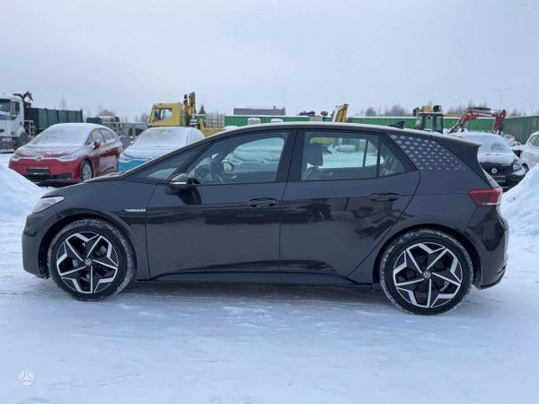 Melns Volkswagen ID.3 2021 Šauļi, ar dzinēja tilpumu 0.00 L un nobraukumu 65 tūkst. km par 19700 €, foto 8 vietnē AUTOMOTO.COM.LV
