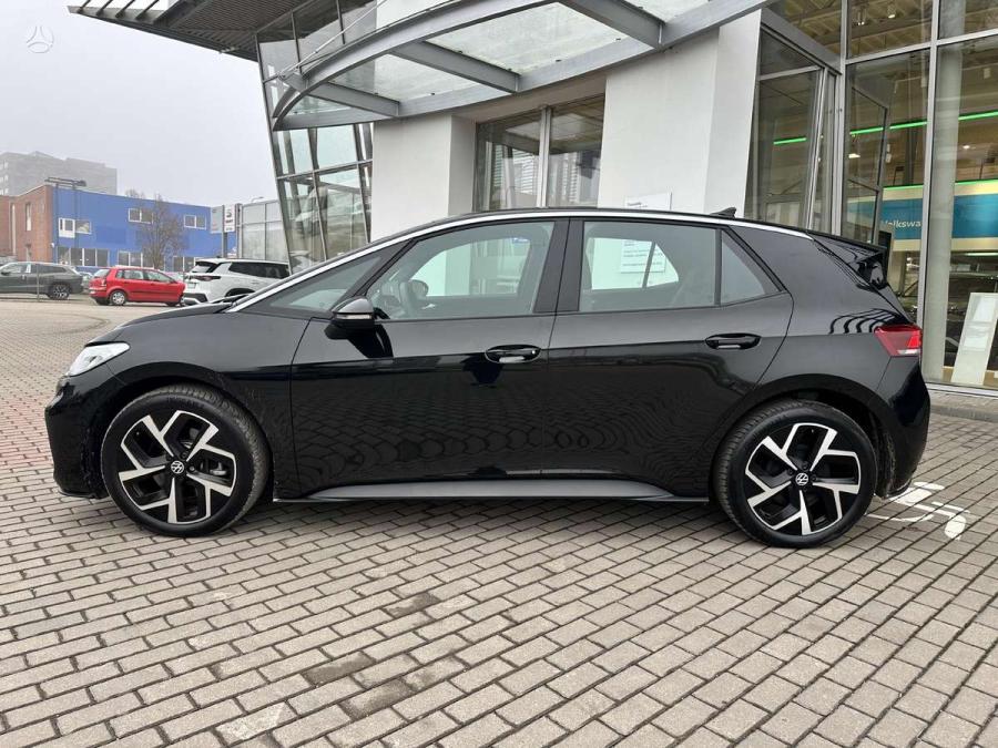 Melns Volkswagen ID.3 2023 Šauļi, ar dzinēja tilpumu 0.00 L un nobraukumu 72 tūkst. km par 23900 €, foto 9 vietnē AUTOMOTO.COM.LV