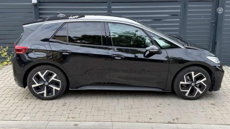 Melns Volkswagen ID.3 2023 Jonava, ar dzinēja tilpumu 0.00 L un nobraukumu 63 tūkst. km par 23400 €, foto 8 vietnē AUTOMOTO.COM.LV