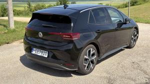 Melns Volkswagen ID.3 2023 Jonava, ar dzinēja tilpumu 0.00 L un nobraukumu 60 tūkst. km par 22600 €, foto 14 vietnē AUTOMOTO.COM.LV