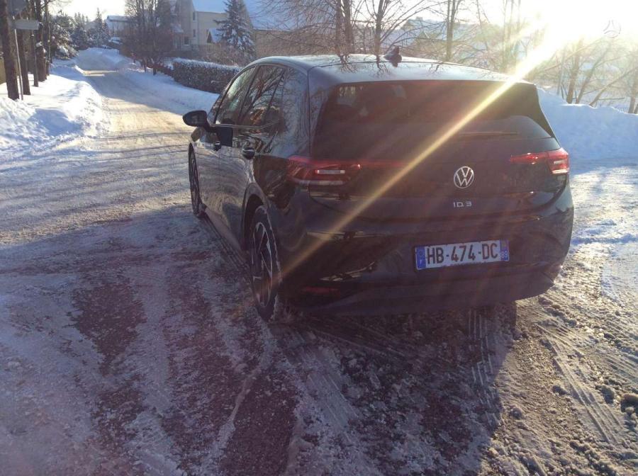 Melns Volkswagen ID.3 2024 Telšiai, ar dzinēja tilpumu 0.00 L un nobraukumu 7 tūkst. km par 25499 €, foto 9 vietnē AUTOMOTO.COM.LV