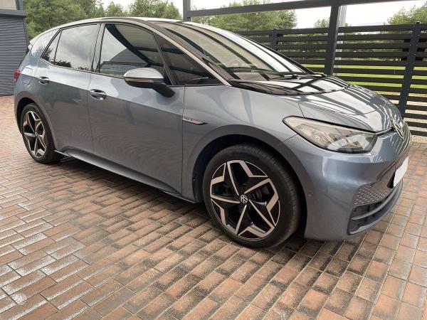 Zils Volkswagen ID.3 2022 Druskininkai, ar dzinēja tilpumu 0.00 L un nobraukumu 138 tūkst. km par 26378 €, foto 3 vietnē AUTOMOTO.COM.LV