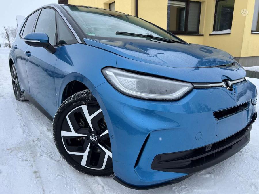 Zils Volkswagen ID.3 2024 Kauņa, ar dzinēja tilpumu 0.00 L un nobraukumu 20 tūkst. km par 16250 €, foto 5 vietnē AUTOMOTO.COM.LV