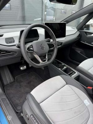 Blue Volkswagen ID.3 2026 in Kaunas, with an engine capacity of 0.00 L and mileage of 5 thousand km for 16850 €, photo 6 on AUTOMOTO.COM.LV