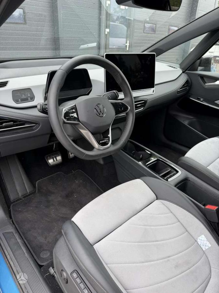 Blue Volkswagen ID.3 2026 in Kaunas, with an engine capacity of 0.00 L and mileage of 5 thousand km for 16850 €, photo 6 on AUTOMOTO.COM.LV