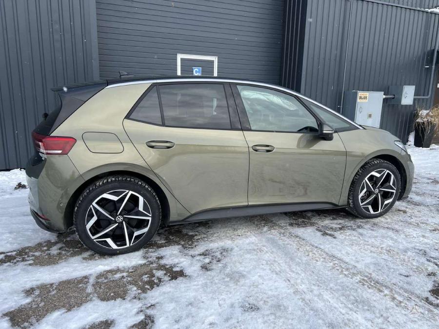 Brūns Volkswagen ID.3 2025 Alīta, ar dzinēja tilpumu 0.00 L un nobraukumu 14 tūkst. km par 20400 €, foto 5 vietnē AUTOMOTO.COM.LV