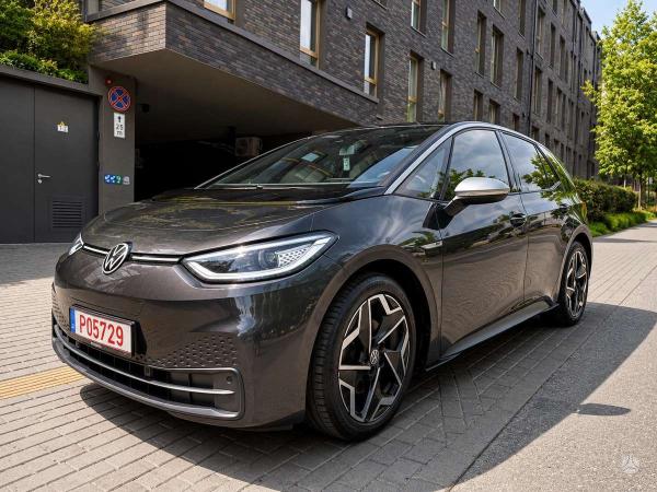 Pelēks Volkswagen ID.3 2020 Viļņa, ar dzinēja tilpumu 0.00 L un nobraukumu 166 tūkst. km par 15850 €, foto 1 vietnē AUTOMOTO.COM.LV