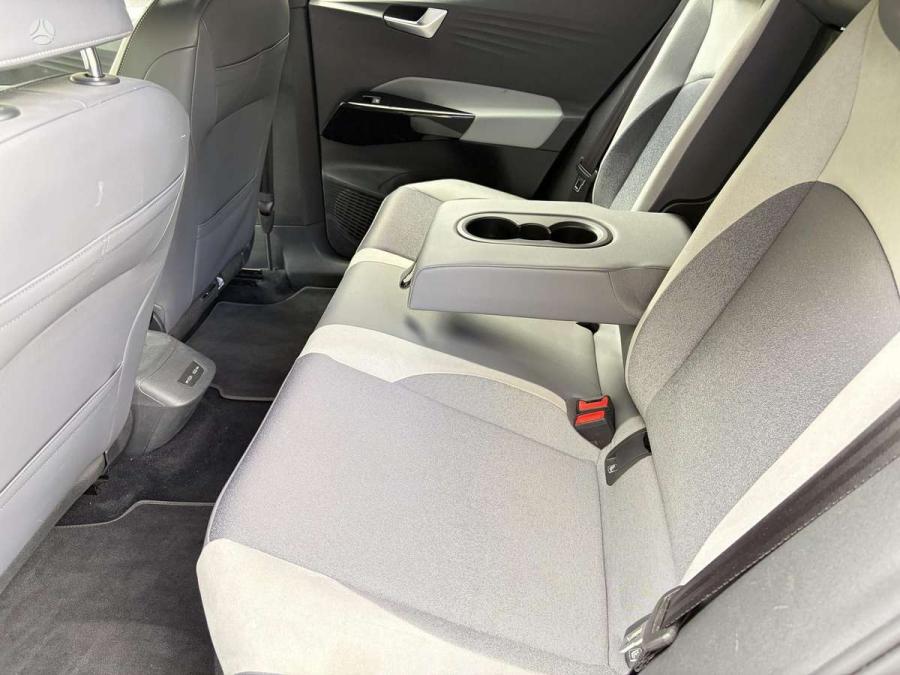 Pelēks Volkswagen ID.3 2020 Viļņa, ar dzinēja tilpumu 0.00 L un nobraukumu 166 tūkst. km par 15850 €, foto 9 vietnē AUTOMOTO.COM.LV