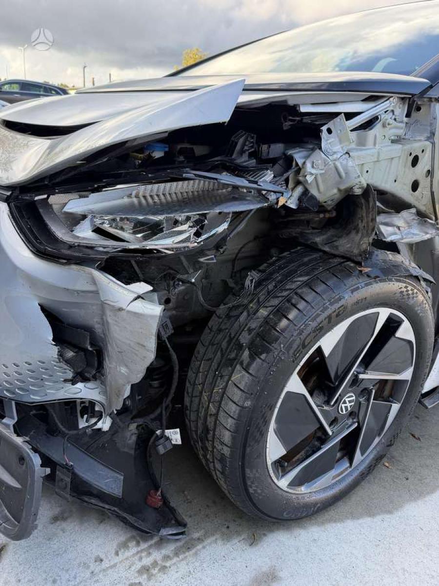 Pelēks Volkswagen ID.3 2020 Kauņa, ar dzinēja tilpumu 0.00 L un nobraukumu 16 tūkst. km par 11650 €, foto 6 vietnē AUTOMOTO.COM.LV