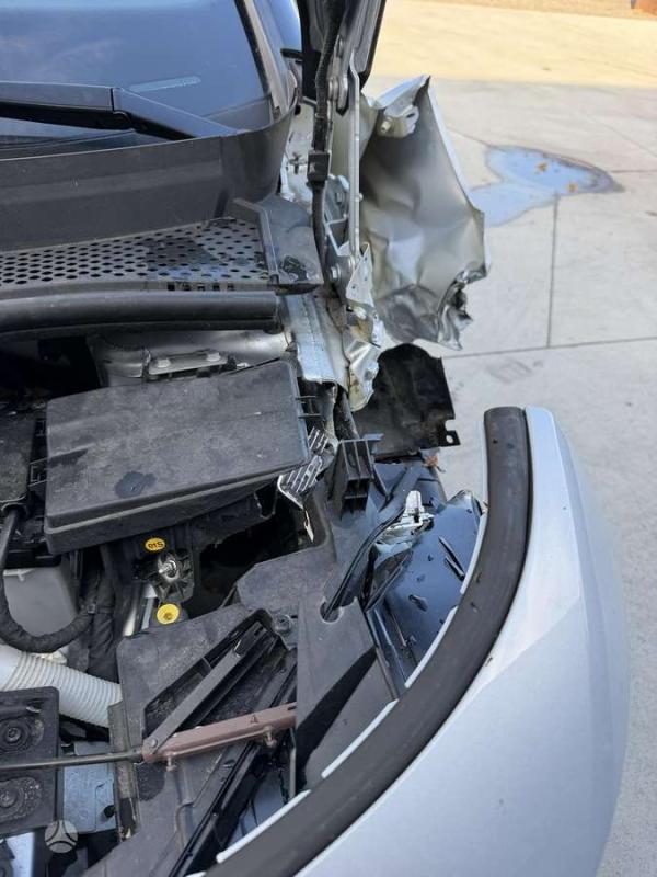 Grey Volkswagen ID.3 2020 in Kaunas, with an engine capacity of 0.00 L and mileage of 16 thousand km for 11650 €, photo 8 on AUTOMOTO.COM.LV