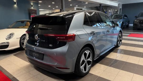 Pelēks Volkswagen ID.3 2020 Mārupe, ar dzinēja tilpumu 0.00 L un nobraukumu 54 tūkst. km par 22490 €, foto 3 vietnē AUTOMOTO.COM.LV