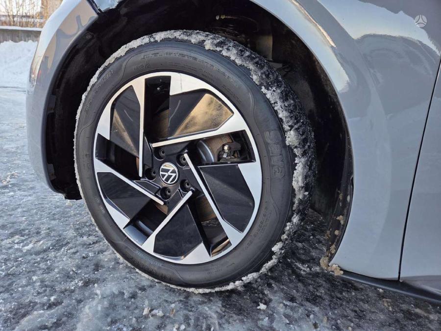 Pelēks Volkswagen ID.3 2021 Kauņa, ar dzinēja tilpumu 0.00 L un nobraukumu 90 tūkst. km par 8900 €, foto 17 vietnē AUTOMOTO.COM.LV