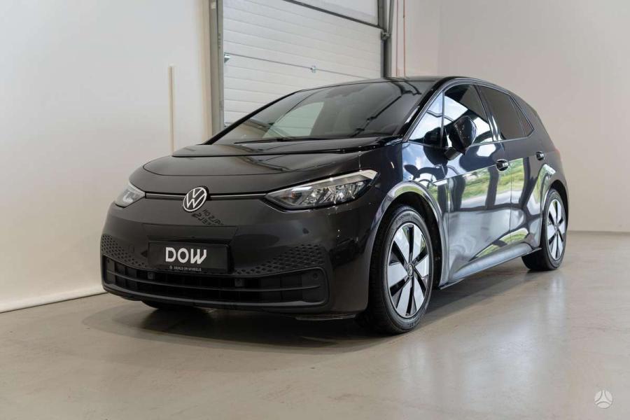 Grey Volkswagen ID.3 2021 in Vilnius, with an engine capacity of 0.00 L and mileage of 60 thousand km for 15900 €, photo 3 on AUTOMOTO.COM.LV