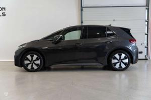 Grey Volkswagen ID.3 2021 in Vilnius, with an engine capacity of 0.00 L and mileage of 60 thousand km for 15900 €, photo 5 on AUTOMOTO.COM.LV