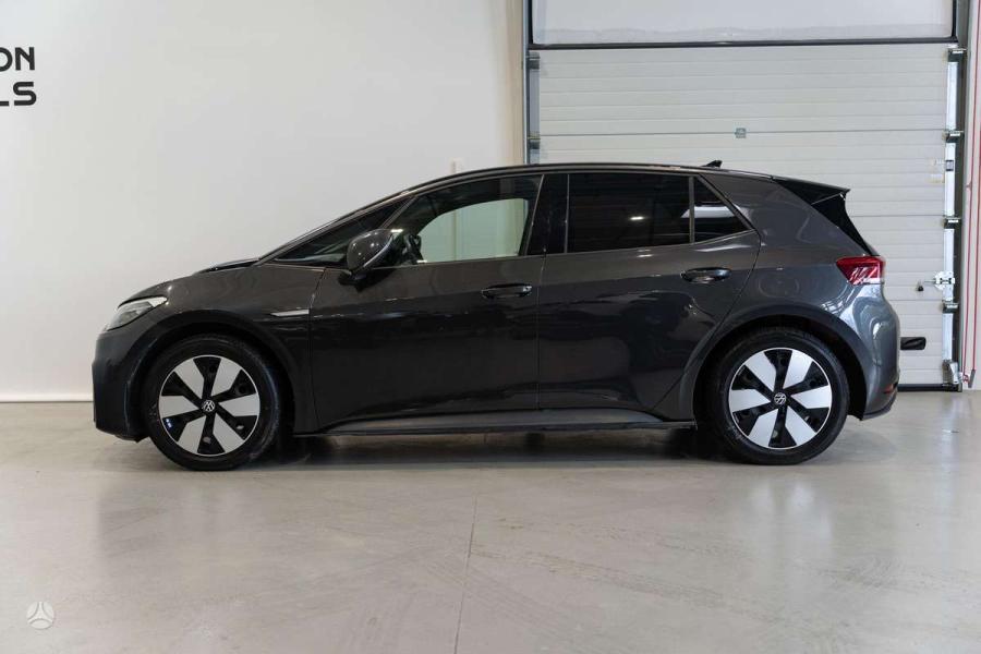 Grey Volkswagen ID.3 2021 in Vilnius, with an engine capacity of 0.00 L and mileage of 60 thousand km for 15900 €, photo 5 on AUTOMOTO.COM.LV