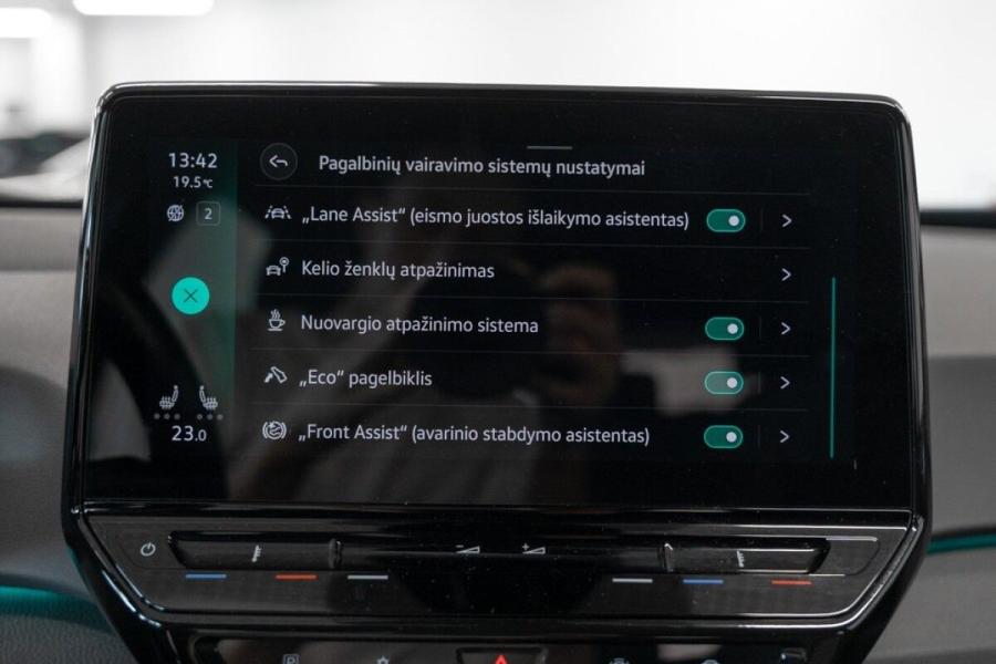 Pelēks Volkswagen ID.3 2021 Viļņa, ar dzinēja tilpumu 0.00 L un nobraukumu 105 tūkst. km par 15900 €, foto 15 vietnē AUTOMOTO.COM.LV