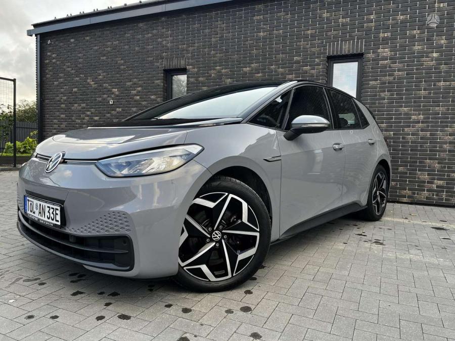 Pelēks Volkswagen ID.3 2021 Klaipėda, ar dzinēja tilpumu 0.00 L un nobraukumu 34 tūkst. km par 16900 €, foto 3 vietnē AUTOMOTO.COM.LV