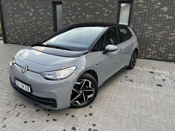 Grey Volkswagen ID.3 2021 in Klaipeda, with an engine capacity of 0.00 L and mileage of 34 thousand km for 16900 €, photo 6 on AUTOMOTO.COM.LV