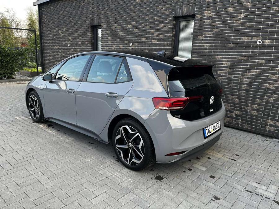 Pelēks Volkswagen ID.3 2021 Klaipėda, ar dzinēja tilpumu 0.00 L un nobraukumu 34 tūkst. km par 16900 €, foto 8 vietnē AUTOMOTO.COM.LV