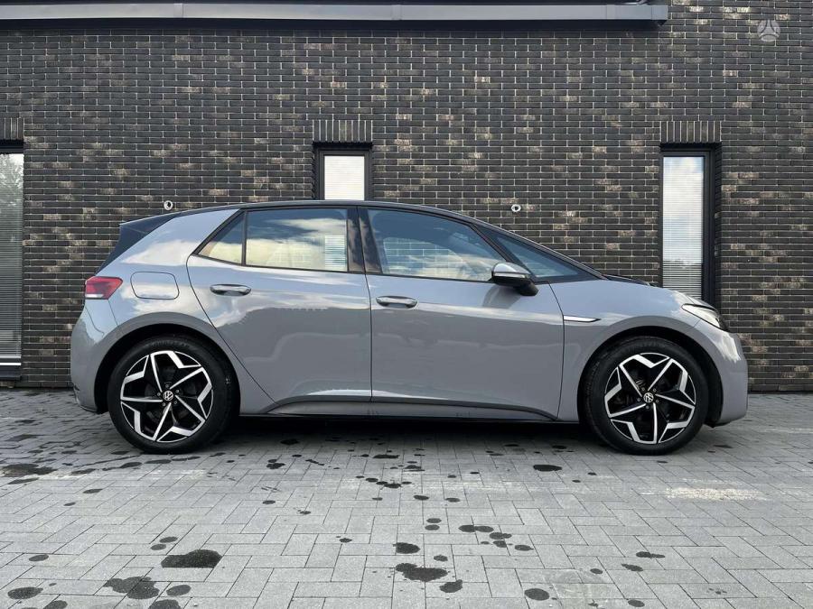 Pelēks Volkswagen ID.3 2021 Klaipėda, ar dzinēja tilpumu 0.00 L un nobraukumu 34 tūkst. km par 16900 €, foto 11 vietnē AUTOMOTO.COM.LV