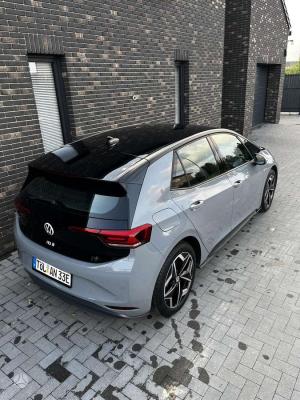 Pelēks Volkswagen ID.3 2021 Klaipėda, ar dzinēja tilpumu 0.00 L un nobraukumu 34 tūkst. km par 16900 €, foto 17 vietnē AUTOMOTO.COM.LV