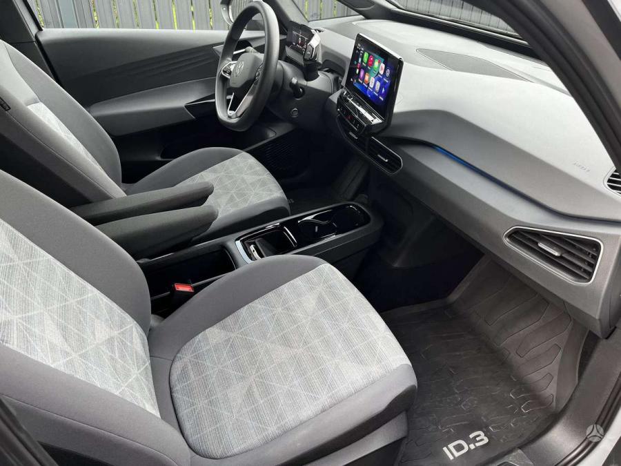 Pelēks Volkswagen ID.3 2021 Klaipėda, ar dzinēja tilpumu 0.00 L un nobraukumu 34 tūkst. km par 16900 €, foto 33 vietnē AUTOMOTO.COM.LV