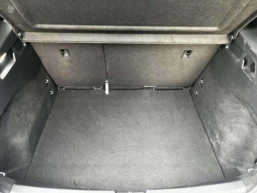 Pelēks Volkswagen ID.3 2021 Klaipėda, ar dzinēja tilpumu 0.00 L un nobraukumu 34 tūkst. km par 16900 €, foto 49 vietnē AUTOMOTO.COM.LV