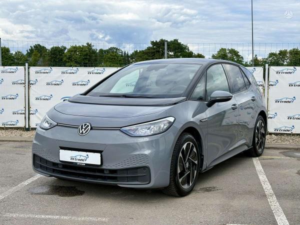 Pelēks Volkswagen ID.3 2022 Viļņa, ar dzinēja tilpumu 0.00 L un nobraukumu 107 tūkst. km par 20900 €, foto  vietnē AUTOMOTO.COM.LV