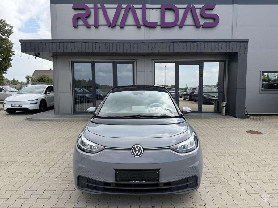 Pelēks Volkswagen ID.3 2022 Šauļi, ar dzinēja tilpumu 0.00 L un nobraukumu 103 tūkst. km par 22978 €, foto 1 vietnē AUTOMOTO.COM.LV