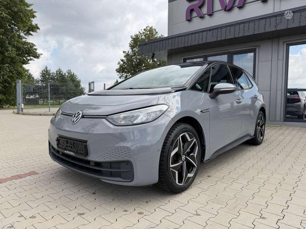 Grey Volkswagen ID.3 2022 in Siauliai, with an engine capacity of 0.00 L and mileage of 103 thousand km for 22978 €, photo 5 on AUTOMOTO.COM.LV