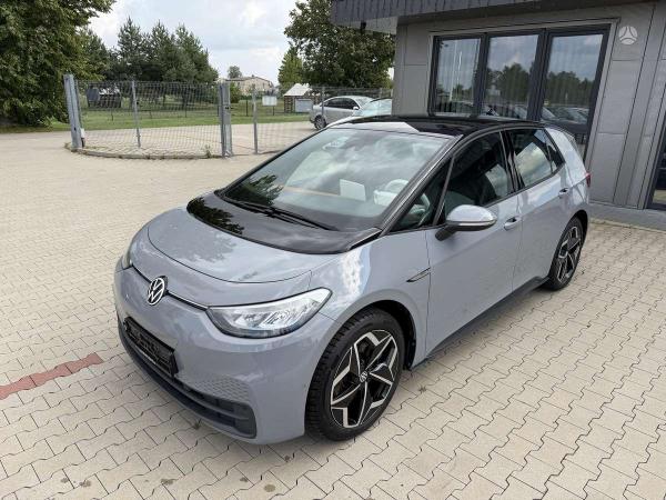 Grey Volkswagen ID.3 2022 in Siauliai, with an engine capacity of 0.00 L and mileage of 103 thousand km for 22978 €, photo 6 on AUTOMOTO.COM.LV