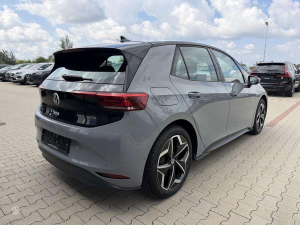 Grey Volkswagen ID.3 2022 in Siauliai, with an engine capacity of 0.00 L and mileage of 103 thousand km for 22978 €, photo 10 on AUTOMOTO.COM.LV