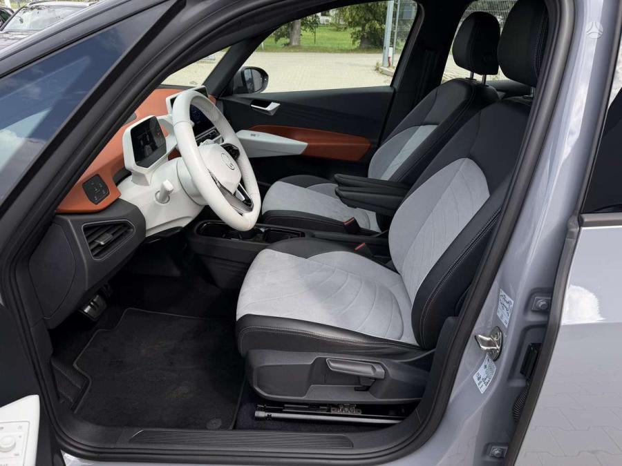 Pelēks Volkswagen ID.3 2022 Šauļi, ar dzinēja tilpumu 0.00 L un nobraukumu 103 tūkst. km par 22978 €, foto 13 vietnē AUTOMOTO.COM.LV