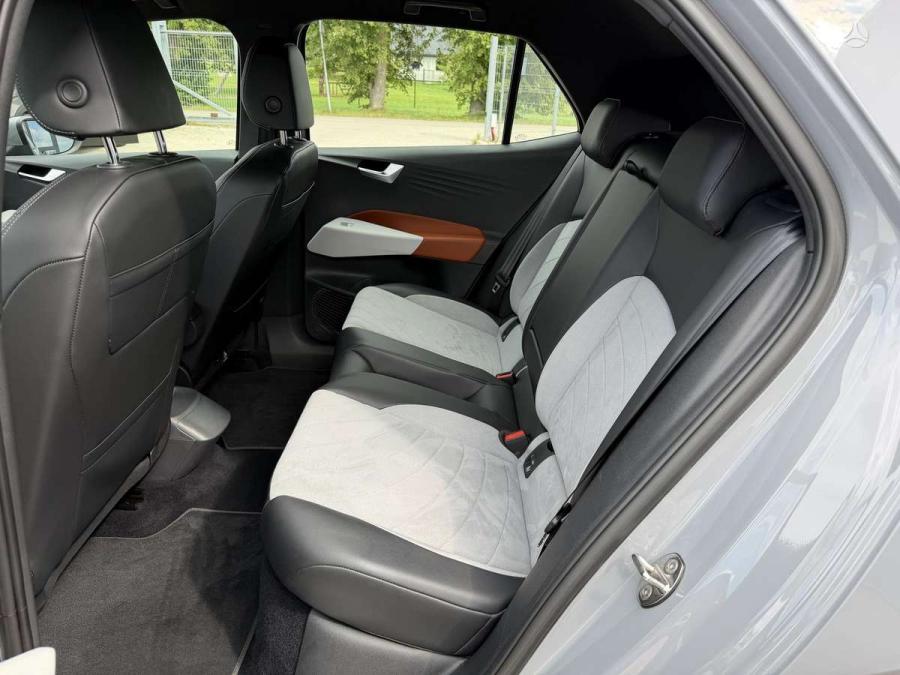 Pelēks Volkswagen ID.3 2022 Šauļi, ar dzinēja tilpumu 0.00 L un nobraukumu 103 tūkst. km par 22978 €, foto 21 vietnē AUTOMOTO.COM.LV
