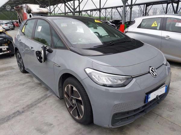 Pelēks Volkswagen ID.3 2023 Kauņa, ar dzinēja tilpumu 0.00 L un nobraukumu 71 tūkst. km par 11400 €, foto 2 vietnē AUTOMOTO.COM.LV