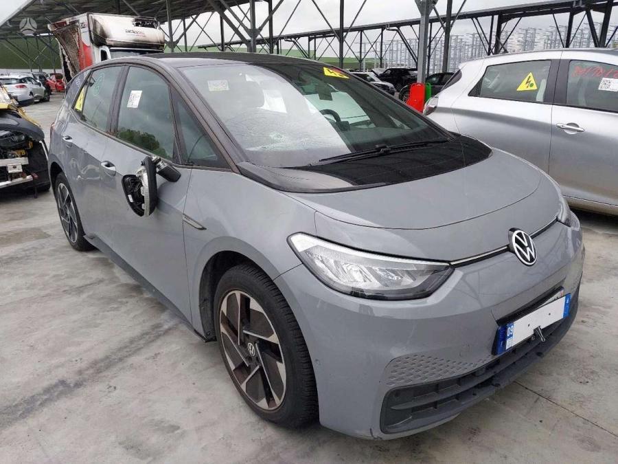 Pelēks Volkswagen ID.3 2023 Kauņa, ar dzinēja tilpumu 0.00 L un nobraukumu 71 tūkst. km par 11400 €, foto 2 vietnē AUTOMOTO.COM.LV